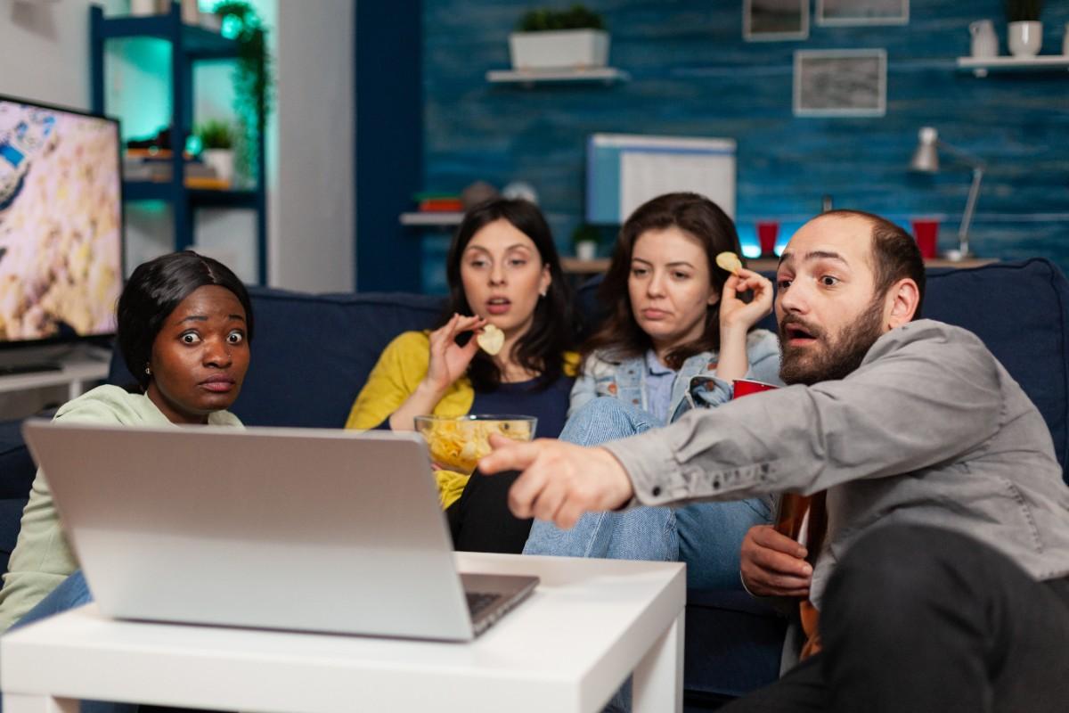 Common Internet Slang Words Everyone Should Learn | MeningSpot
